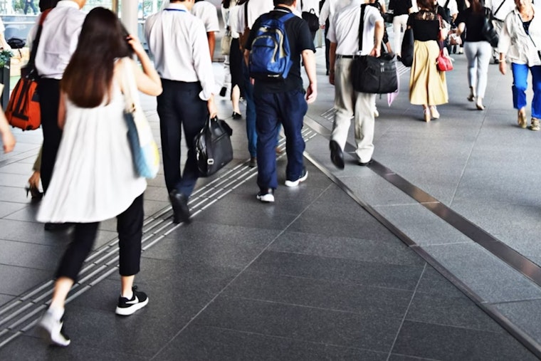 Discover the 'Japanese Walking' Technique: A Science-Backed Exercise