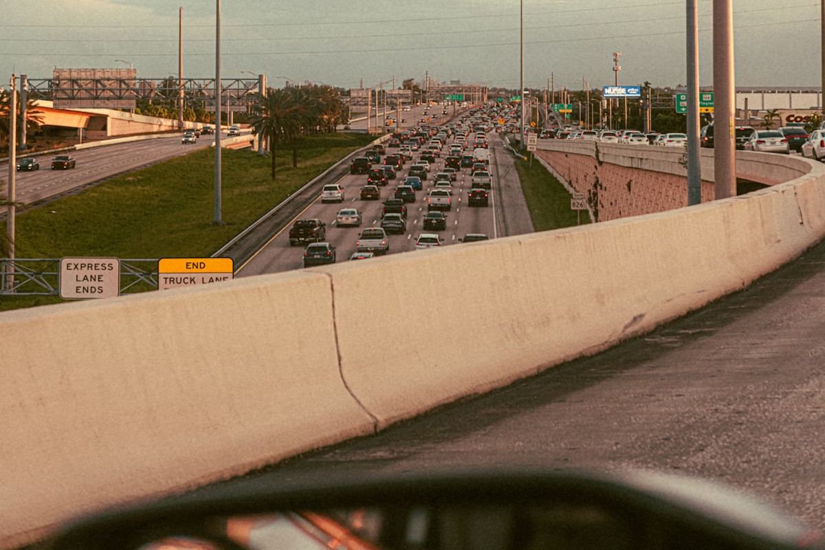 Florida Ends HOV Lanes Statewide, Governor DeSantis Signs SB 1662 Amid