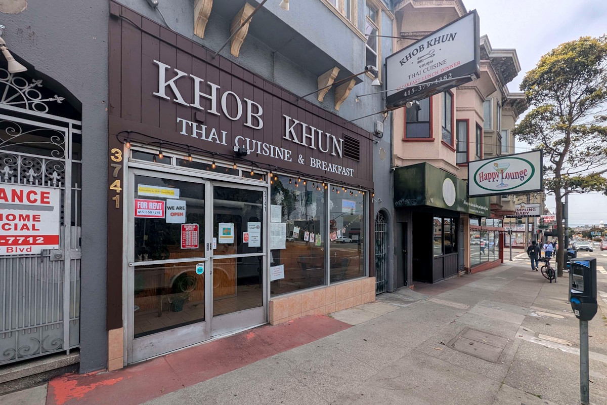 Popular Thai Brunch Spot Brings Pandan Waffles, Thai Donuts to New