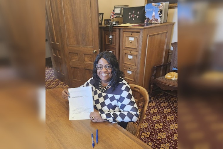 Michigan Rep. Brenda Carter Champions Cursive Writing with New
