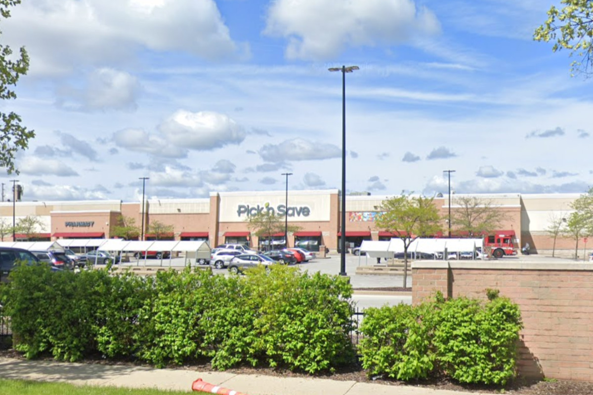 Milwaukee Community Fights to Keep Local Pick 'n Save Open Amid Kroger