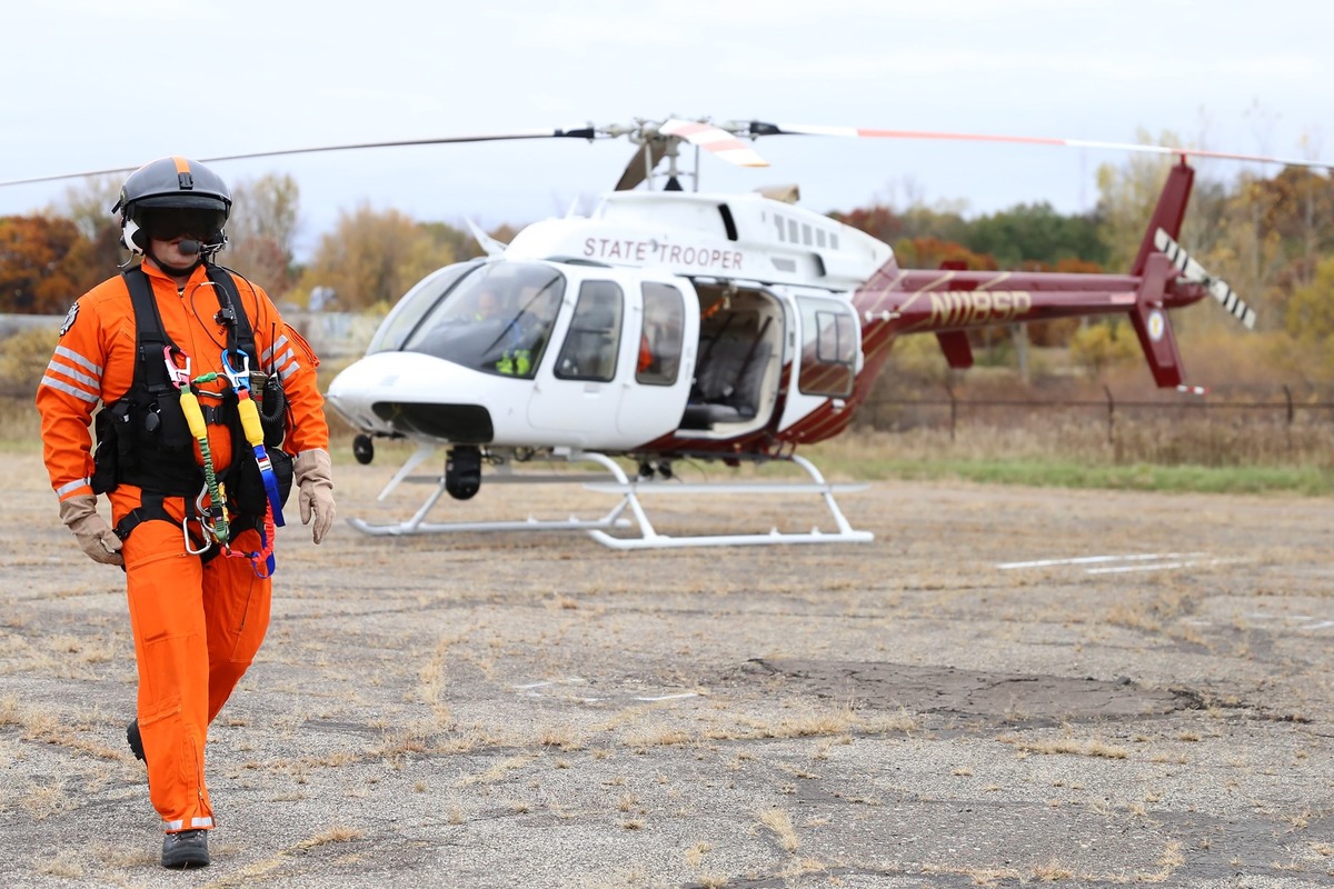 Minnesota Air Rescue Team Sharpens Local First Responders’ Skills with