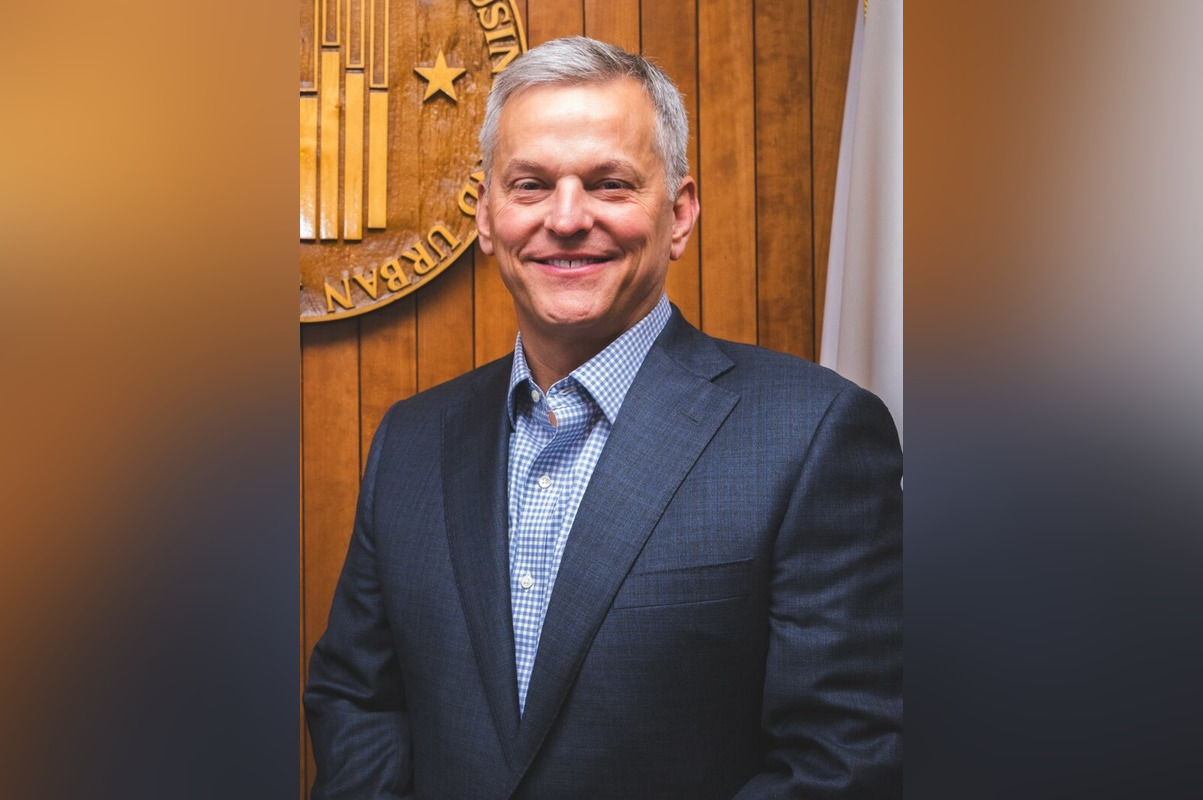 NC Governor Josh Stein Tours Charlotte's Coca-Cola Facility,