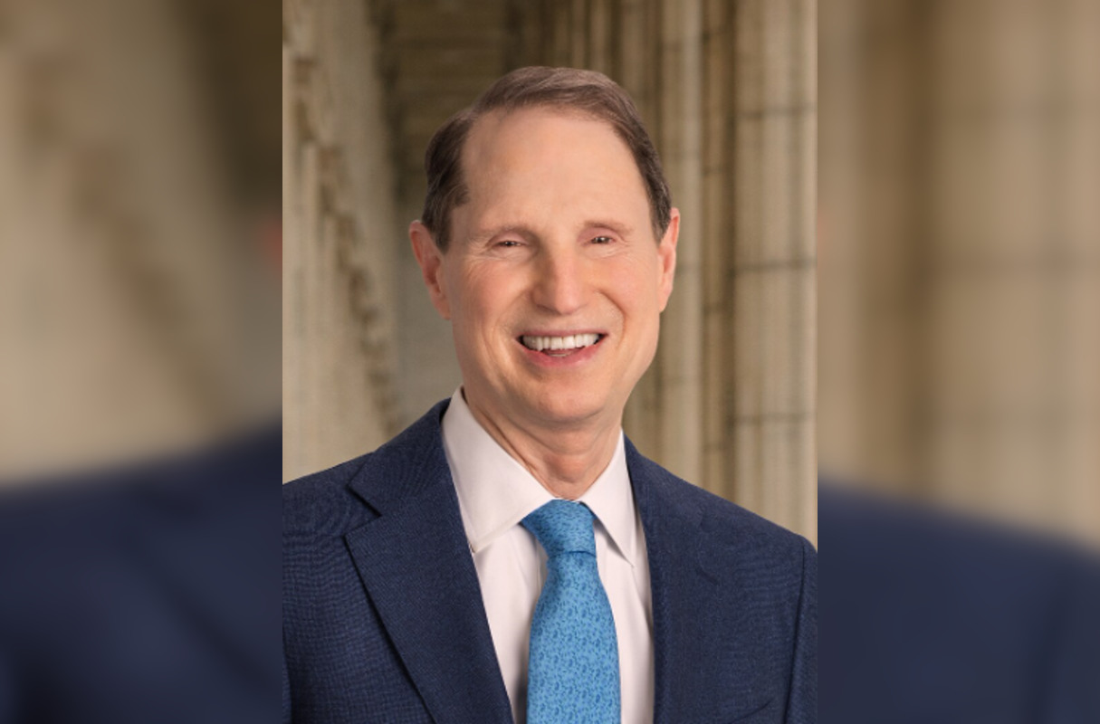 Oregon Senators Battle Trump Administration Over Blocked $7B Education