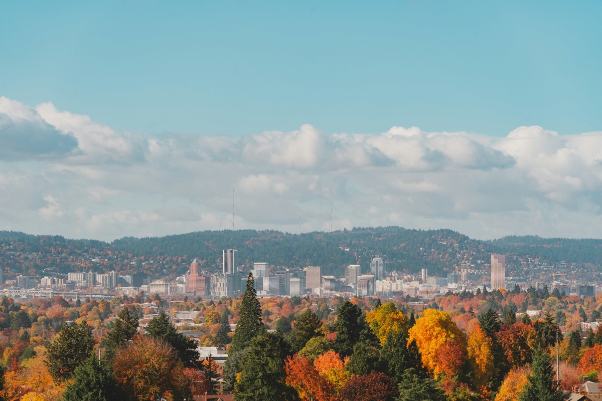 Portland Embraces a Stretch of Sunny Days with Mild Temperatures, Says