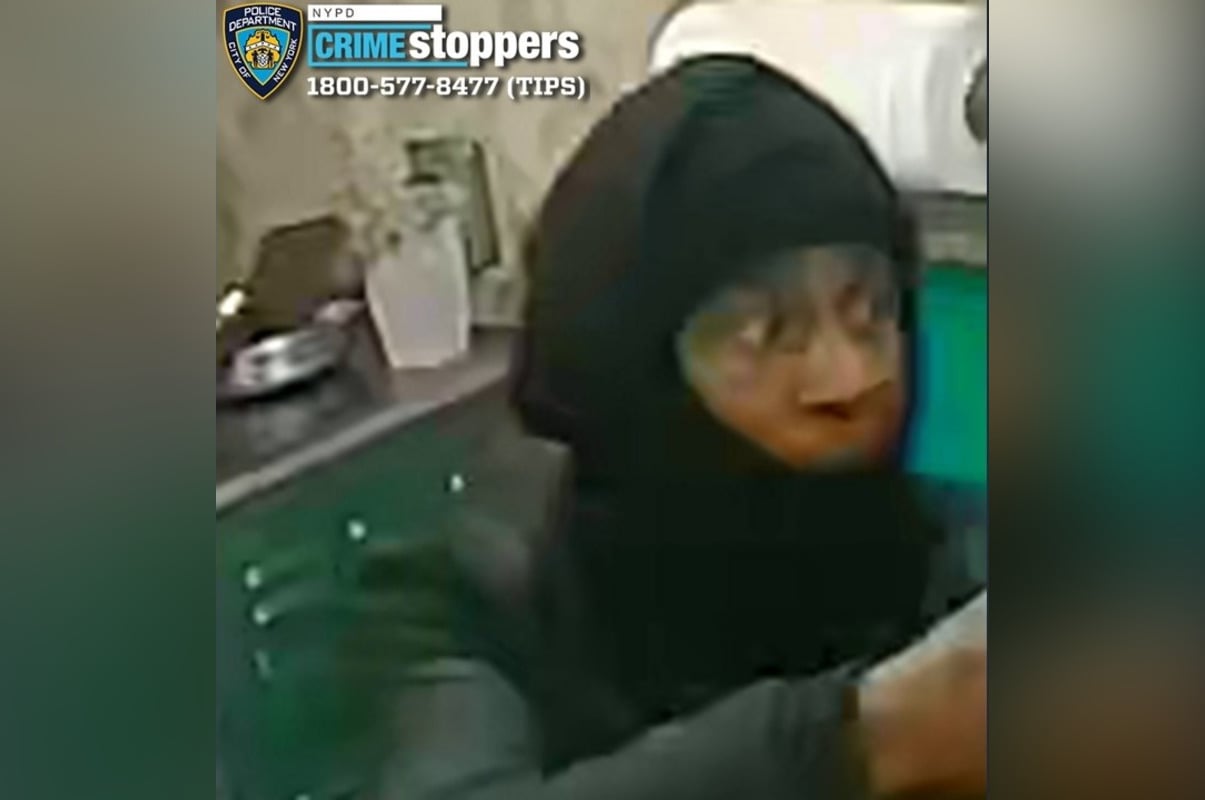 Queens Authorities Search for Armed Suspect Following Violent Robbery