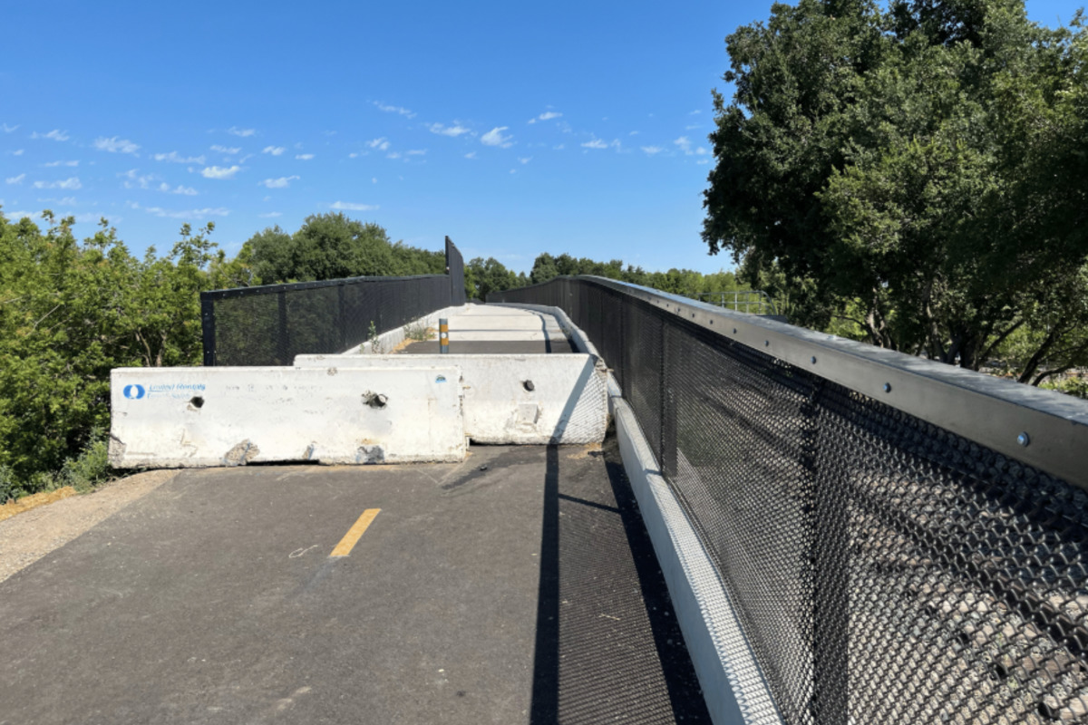 Reconstruction of Faulty Del Rio Trail Bridge in South Sacramento to