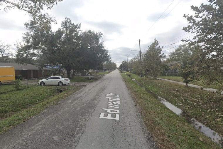 Suspected Walmart Thief Leads Pasadena Police on High-Speed Chase,