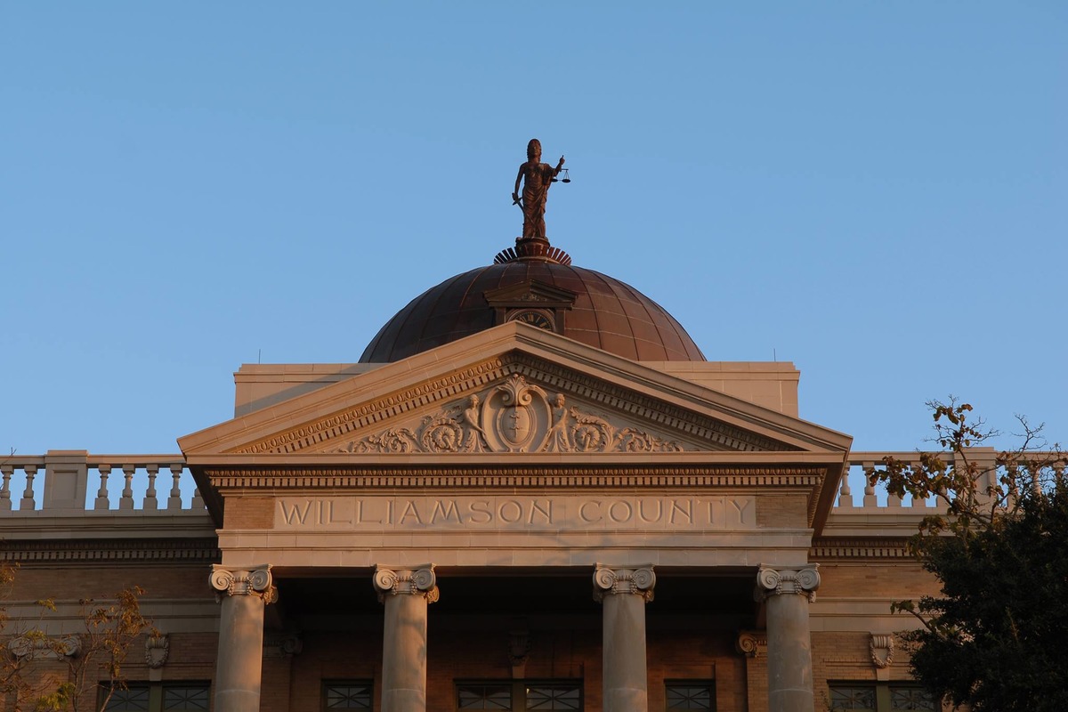 Taylor Man Sentenced to 43 Years for Cocaine Trafficking in Williamson