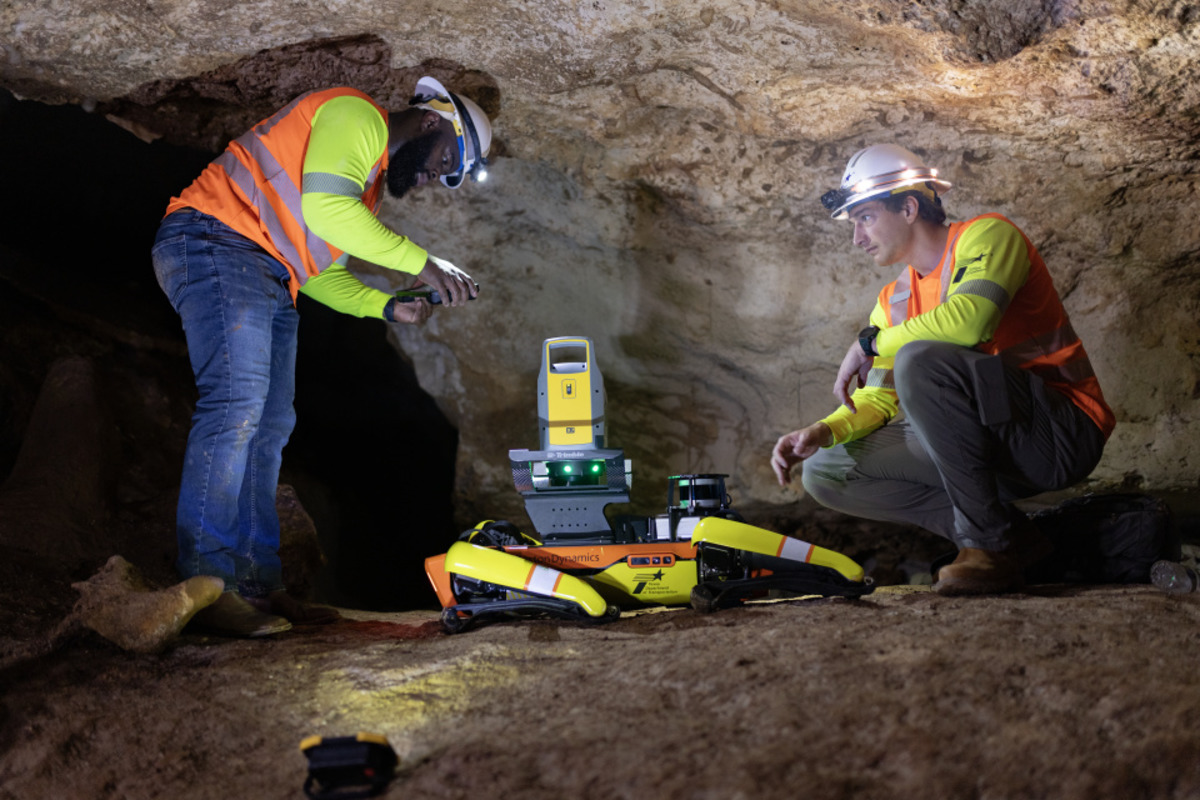 TxDOT Undertakes Exceptional 3D Survey of Inner Space Cavern to