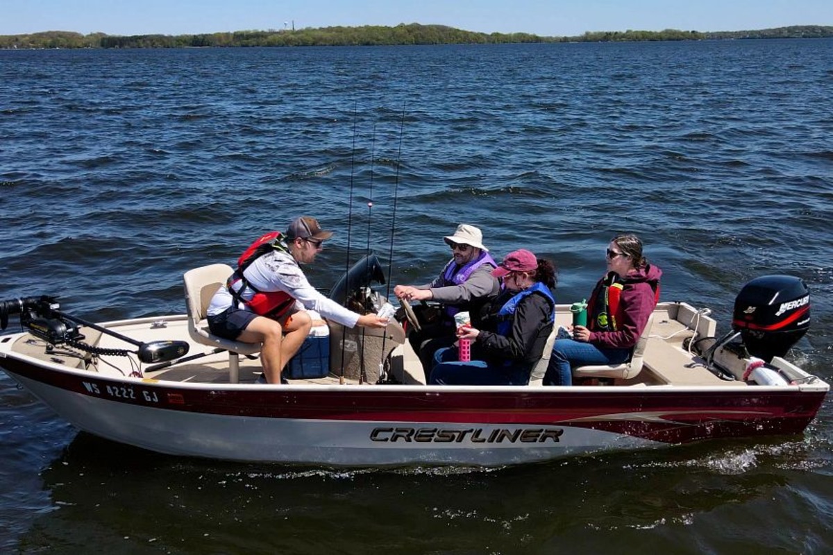 Wisconsin DNR Advocates for Safe Boating Practices Ahead of Fourth of
