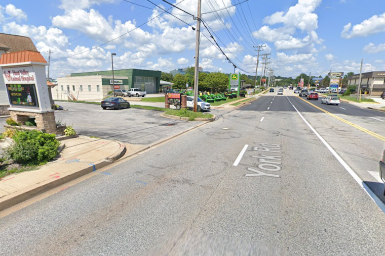 York Road in Hunt Valley Shut Down Due to Water Main Break, Repairs