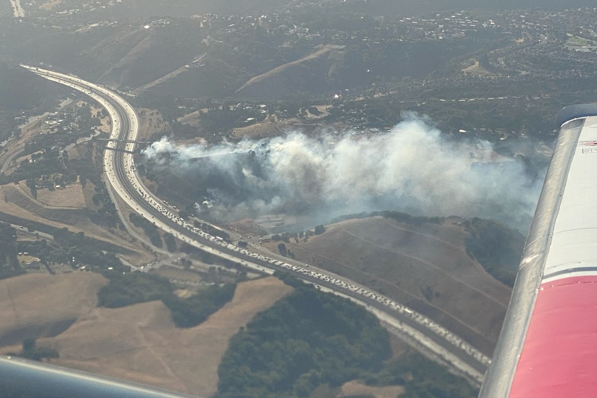 Alameda County Fire and CAL FIRE Contain Castro Valley Blaze to Under