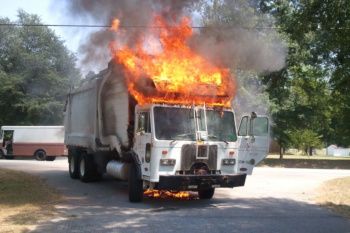 Athens Police Issue Warning on Battery Disposal to Prevent Fires in