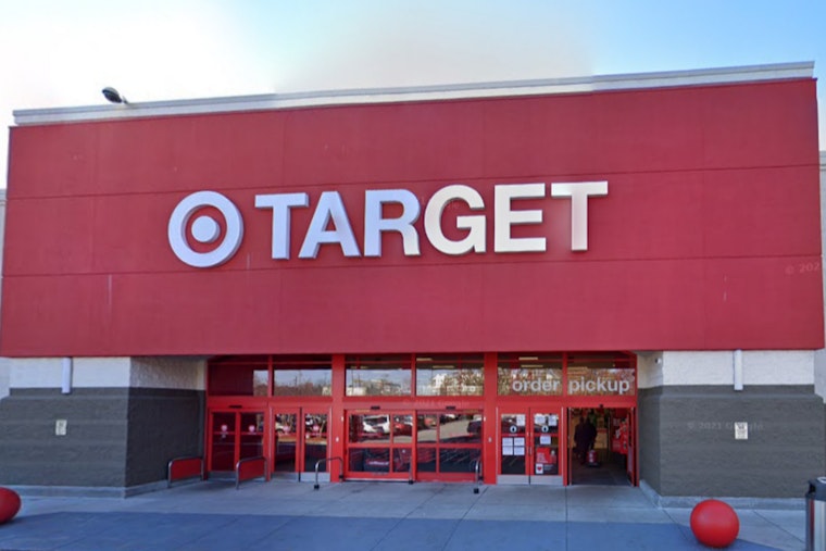 Atlanta Pastor Jamal Bryant Spearheads Target Boycott Affecting Sales