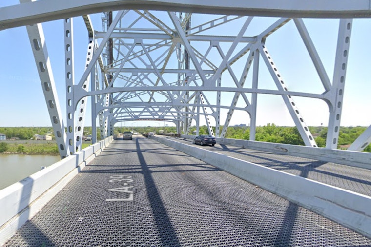 Electrical Repairs to Close Judge Seeber Bridge in New Orleans,