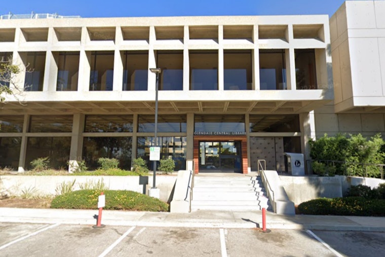 Glendale's ReflectSpace Gallery Merges Art and AI in "Reimagining