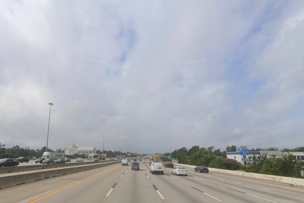 Houston Braces for Weekend Showers and Possible Flash Flooding Amid