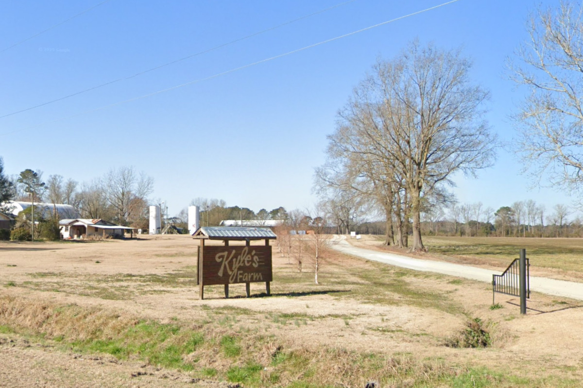 Indiana Honors Northeast Farming Families with Prestigious Hoosier