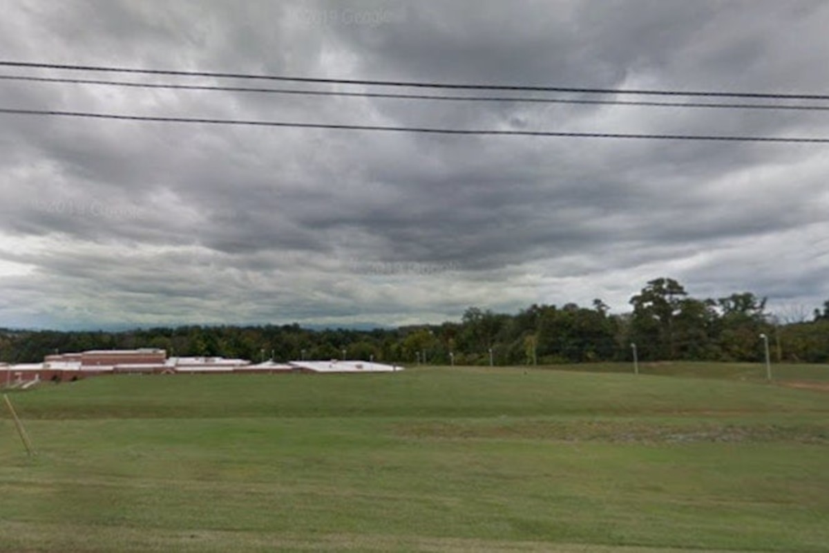 Knoxville Braces for Unpredictable Weather: Showers and Thunderstorms