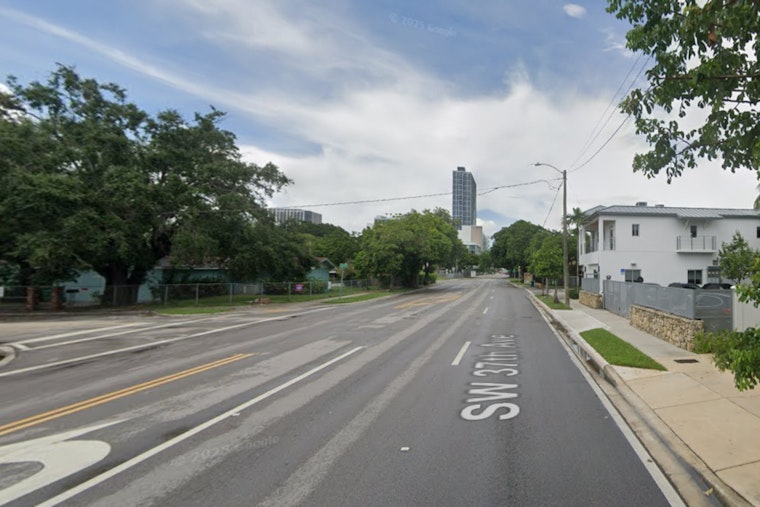 Miami Police Hunt for Gunman After One Killed in Coconut Grove