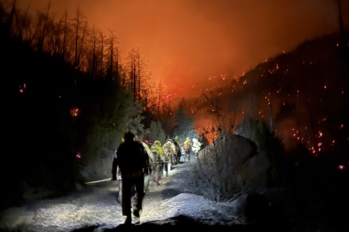 Pickett Fire Near Calistoga Swells to Over 2,100 Acres, Remaining 0%