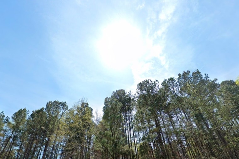 Raleigh Welcomes End to August with Sunshine and Gentle Breezes with