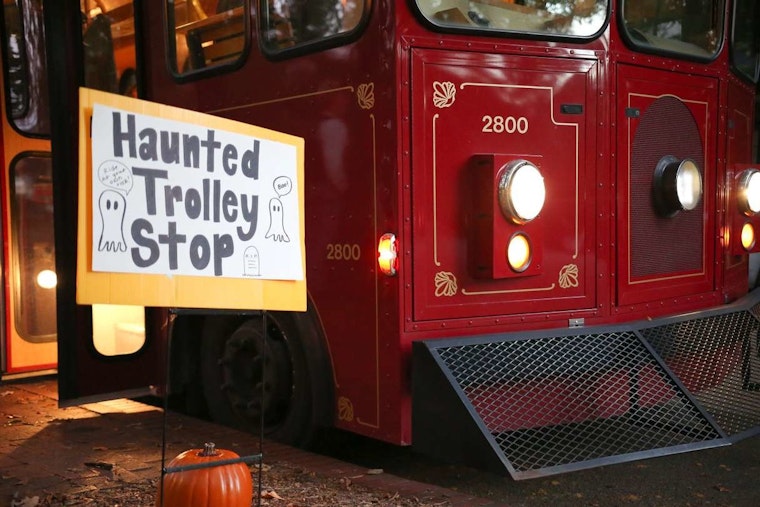 Spooktacular Haunted Trolley Tour Brings Ghostly History to Life in