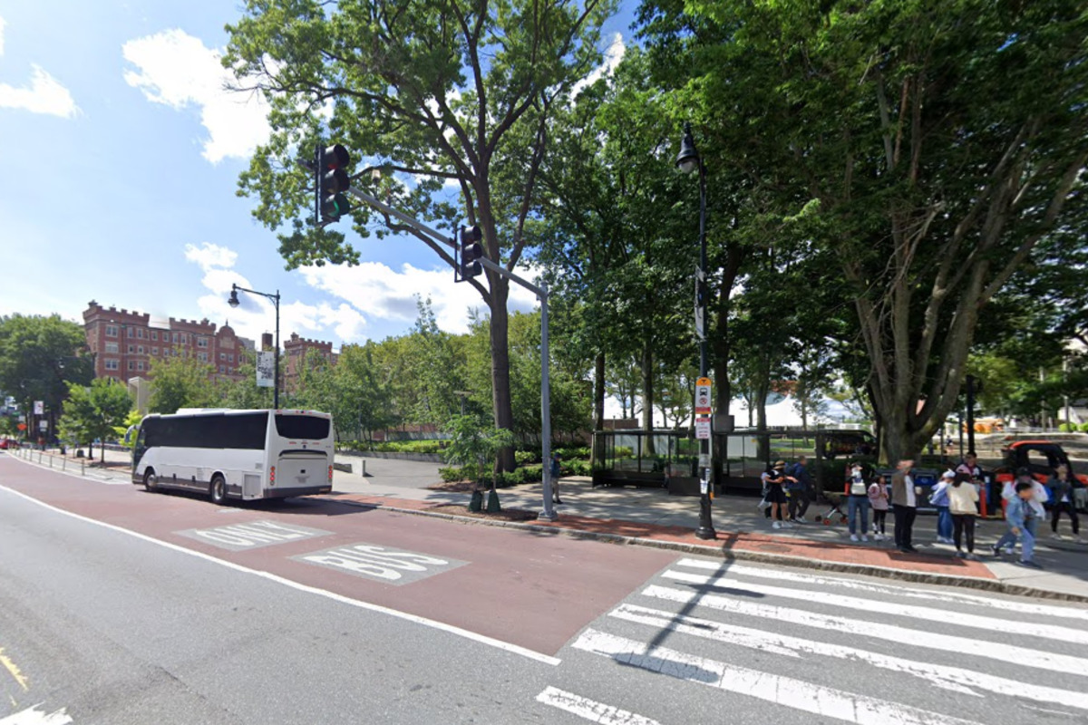 Boston Drivers Face New Fines for Blocking MBTA Bus Lanes in Bid to