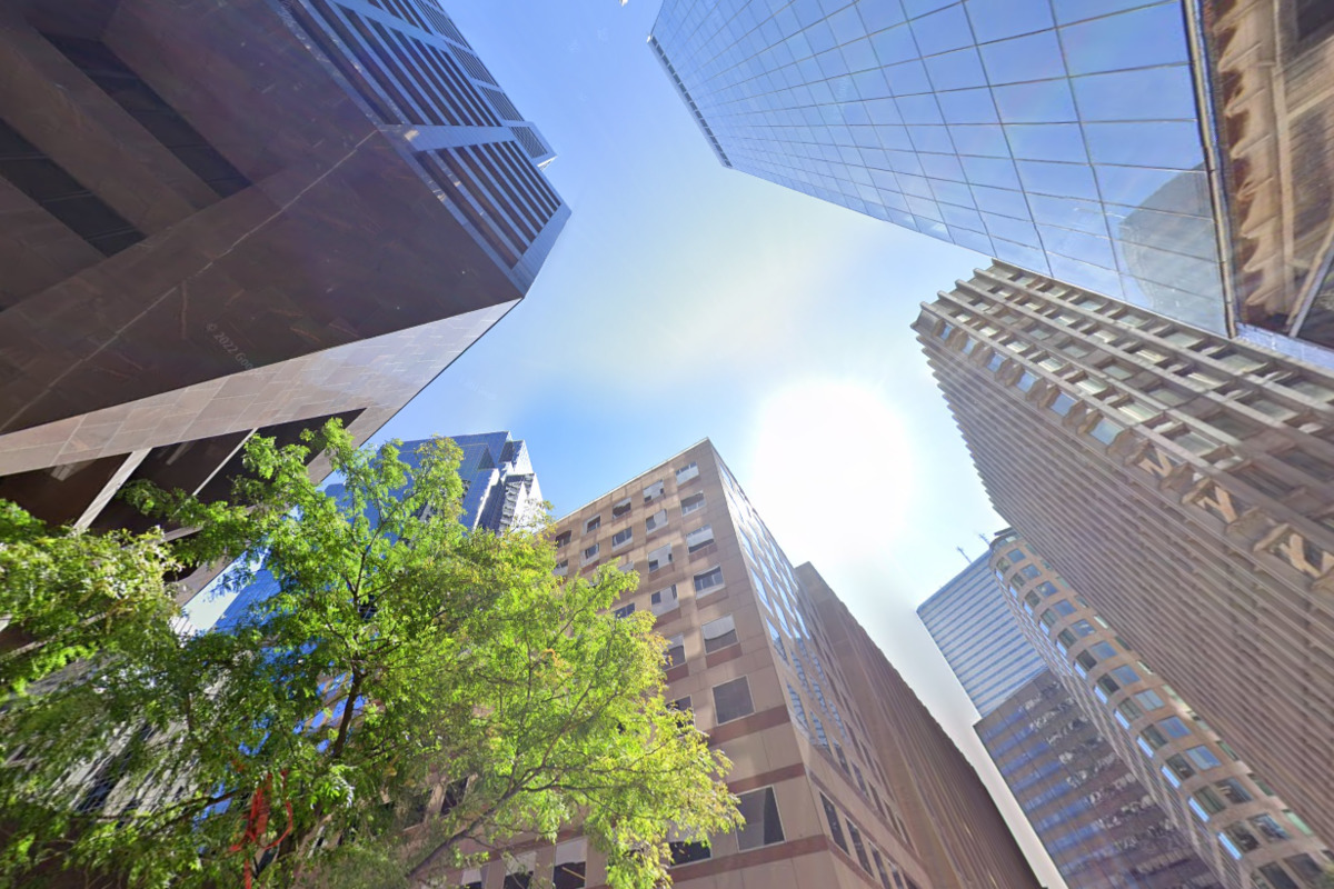 Boston to Enjoy Sunny Weekend and Seasonal Chills Before Midweek Rain