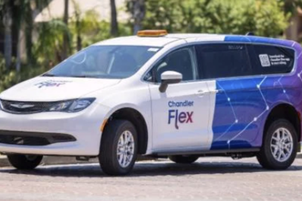 Chandler Introduces Waymo Autonomous Vehicles to Public Transit