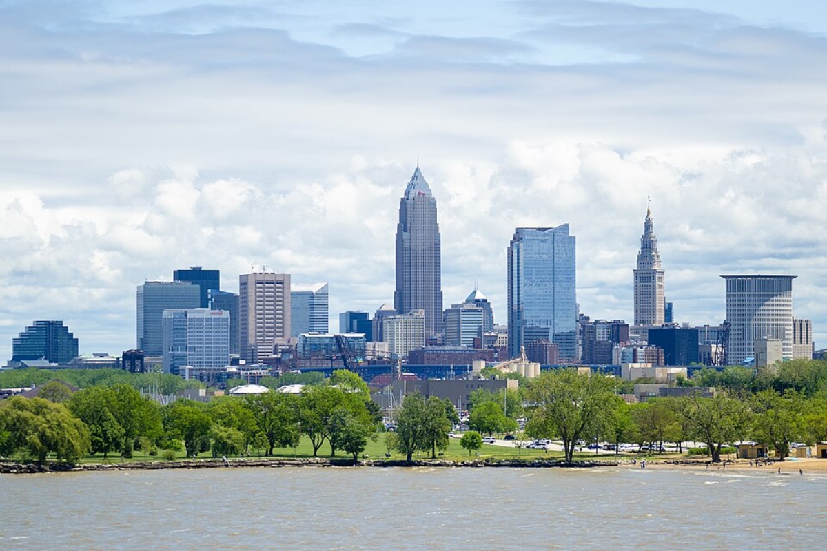 Cleveland Weather Service Forecasts Cold Fronts, Wind Gusts, and