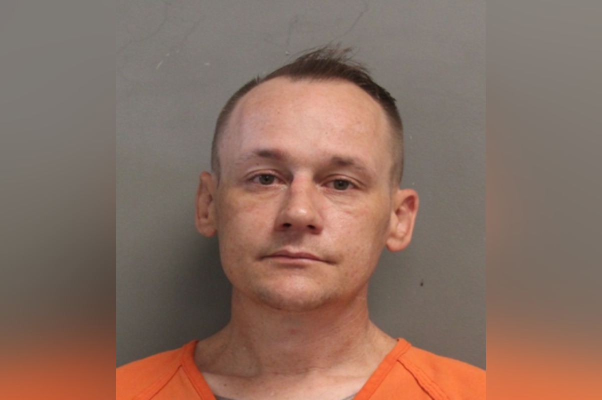 Convicted Felon James Higdon Arrested for Evading Police in Harris