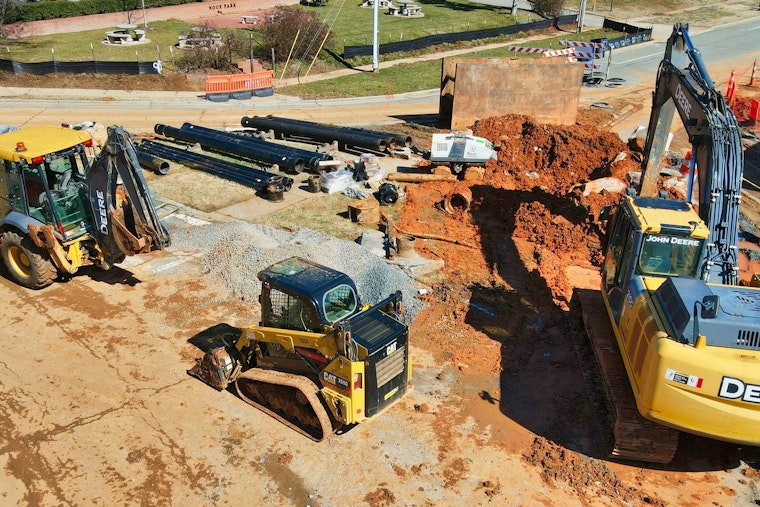 Emergency Road Repairs on Edens Expressway Cause Significant Delays