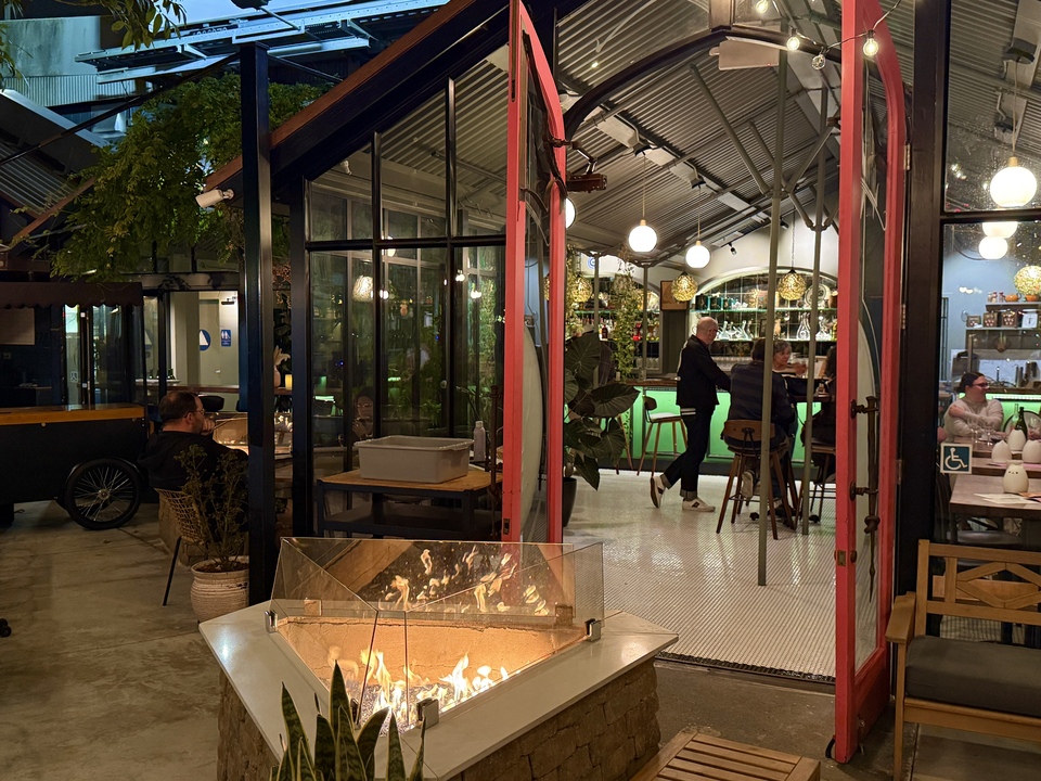 Fat Cat Wine Club Pop-Up Opens at Castro's Former Fisch & Flore Space