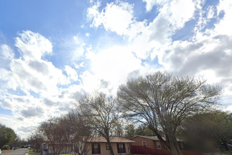 Houston Greets Autumn with Mid-60s Temperatures, Ozone Watch in Effect