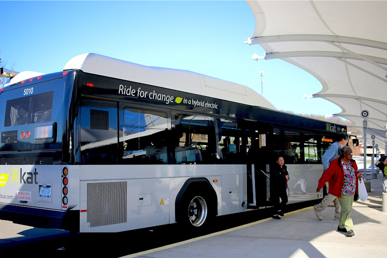KAT Offers Hassle-Free Shuttles to Neyland Stadium for Vols Football