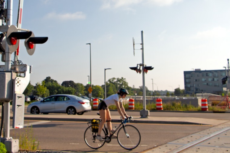 Metro Transit Begins Testing Phase for Green Line Extension in Twin