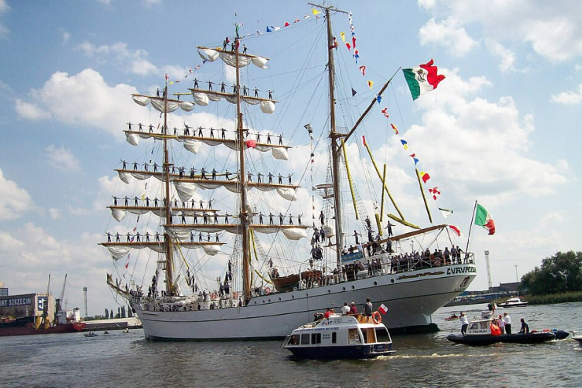 Mexican Navy Ship Cuauhtémoc Back at Sea for Trials Near New York City