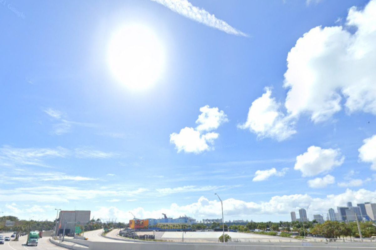 Miami Weekend Weather Forecast: Sunny Skies with a Splash of Isolated