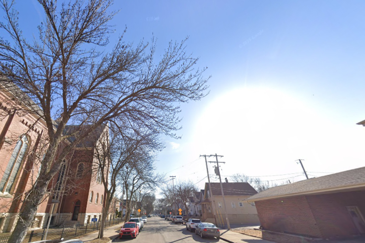 Milwaukee's Weather Rollercoaster, Sun, Sprinkles, and Blustery Winds