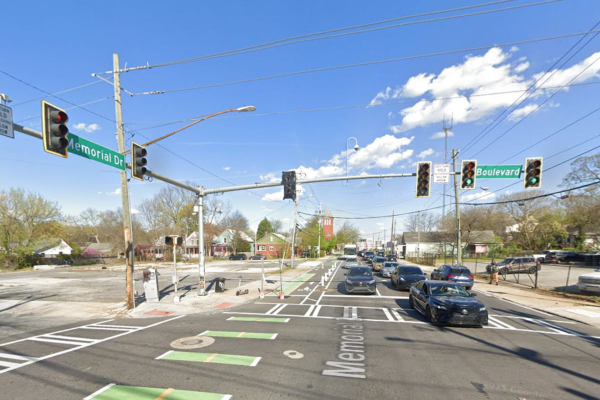 Motorcyclist Killed in Late Night Collision at Atlanta Intersection,