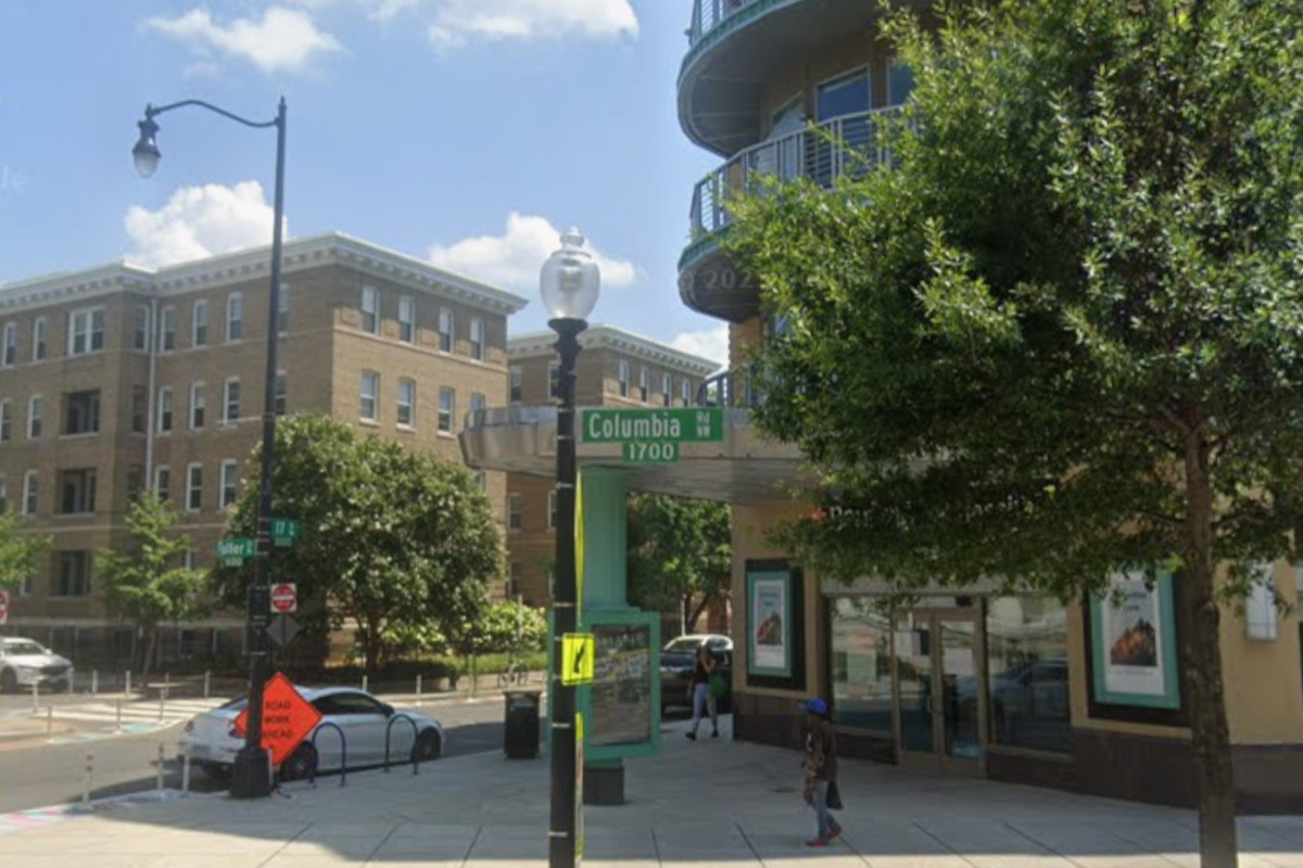 MPD Seeks Public Help to Apprehend Suspect After Stabbing and Robbery