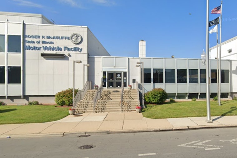 New Temporary DMV Opens in Orland Park, Chicago Suburb, with Extended