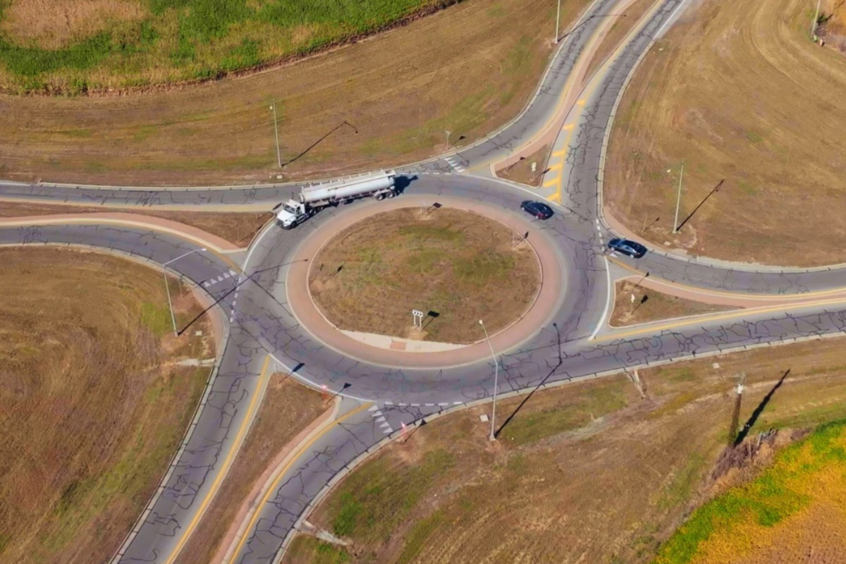 Ohio Celebrates Safety Success of Roundabouts During National