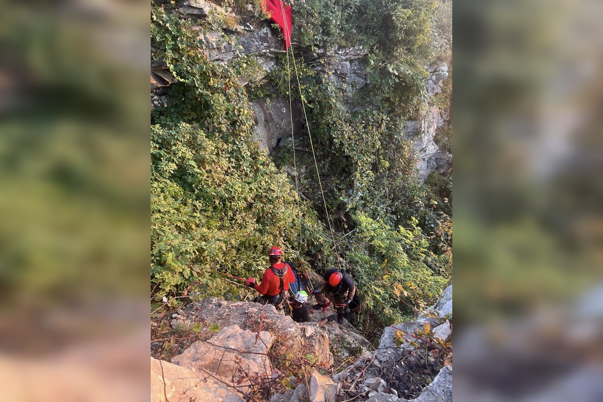 Retired Firefighter Rescued from Paragliding Mishap on Lewis Chapel