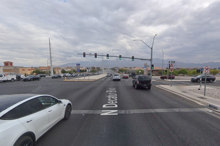 Search Underway for Driver After Early Morning Vegas Crash Causes