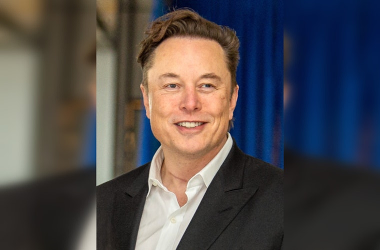 SpaceX Seals $17 Billion Deal with EchoStar to Boost Starlink,