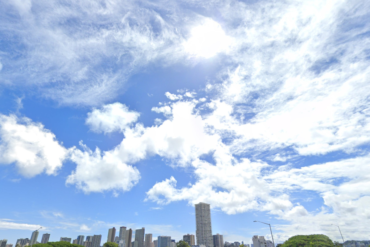 Stable Weather and Moderate Trades Grace Honolulu Skies, Shower