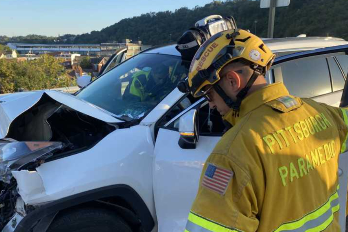 Two Hospitalized After Route 28 Crash in Pittsburgh, Traffic